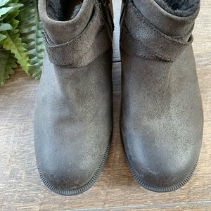 UGG | Shoes | Nwot Ugg Black Distressed Boots | Poshmark